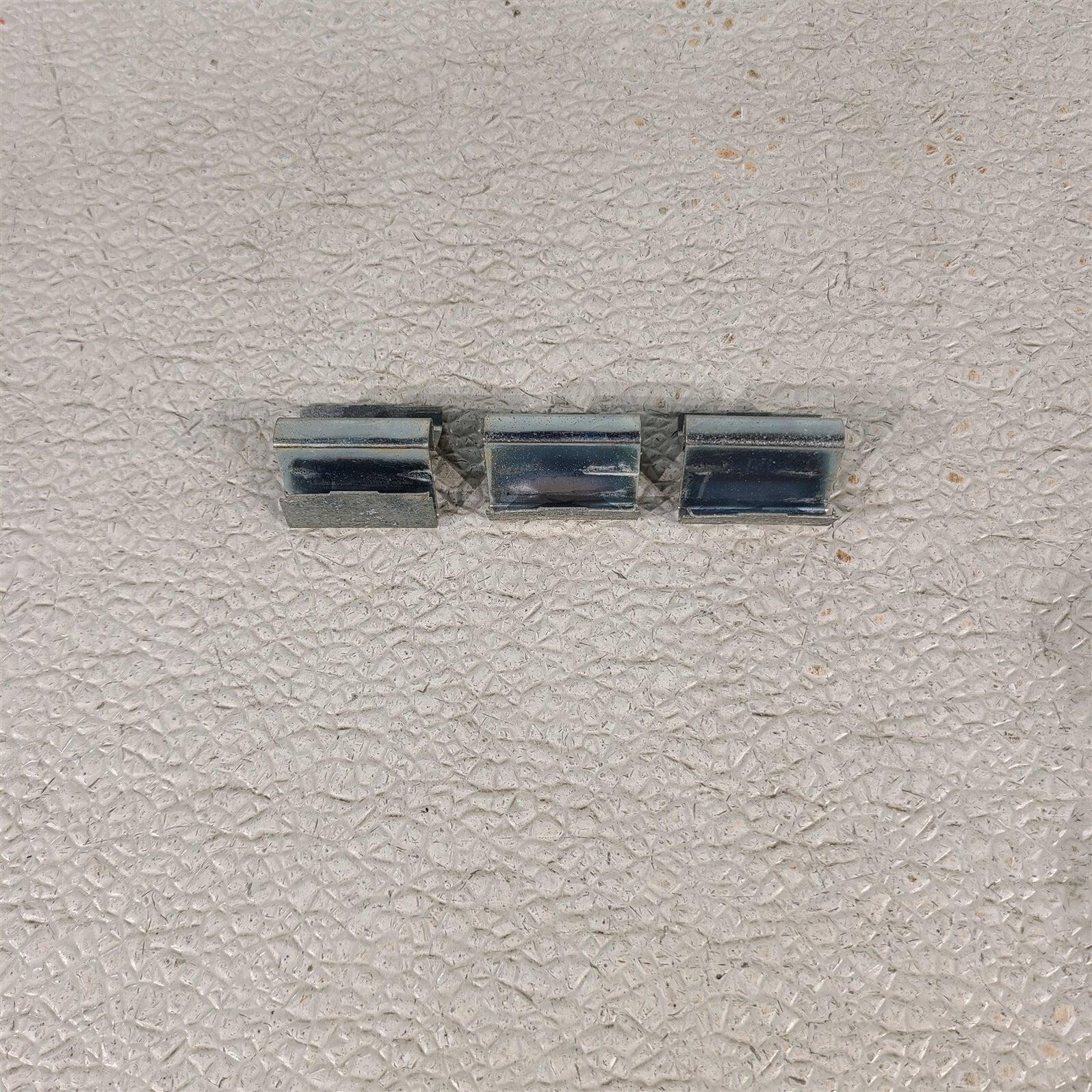 97-04 Corvette C5 Upper Door Panel Clips Clip Set (3) Aa7418 ...