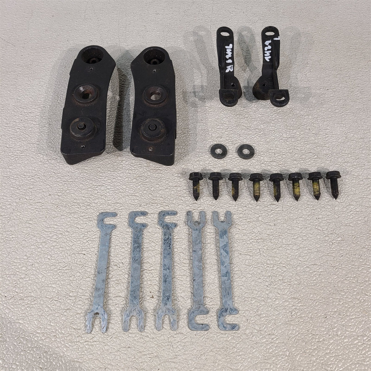 84-88 Corvette C4 Targa Top Front Rear Mounts Mount Hardware Brackets ...