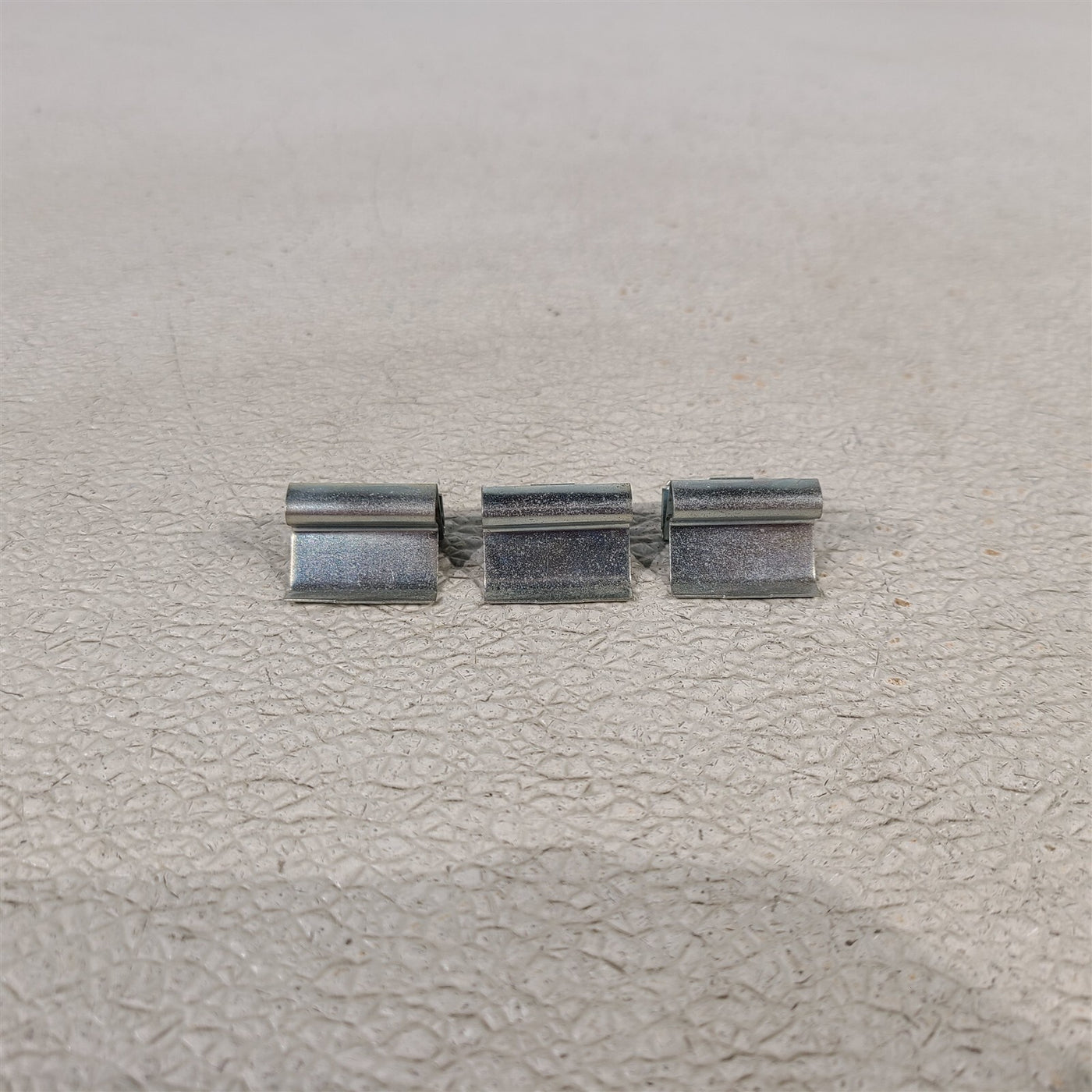 97-04 Corvette C5 Upper Door Panel Clips Clip Set (3) Aa7418 ...