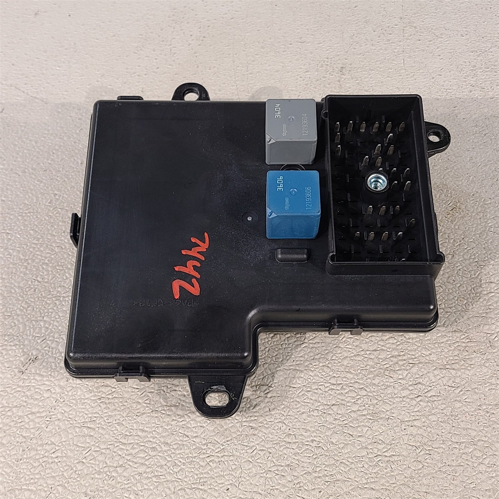 2005 Corvette C6 Body Control Module Fuse Block Bcm 15216908 Oem Aa744 ...