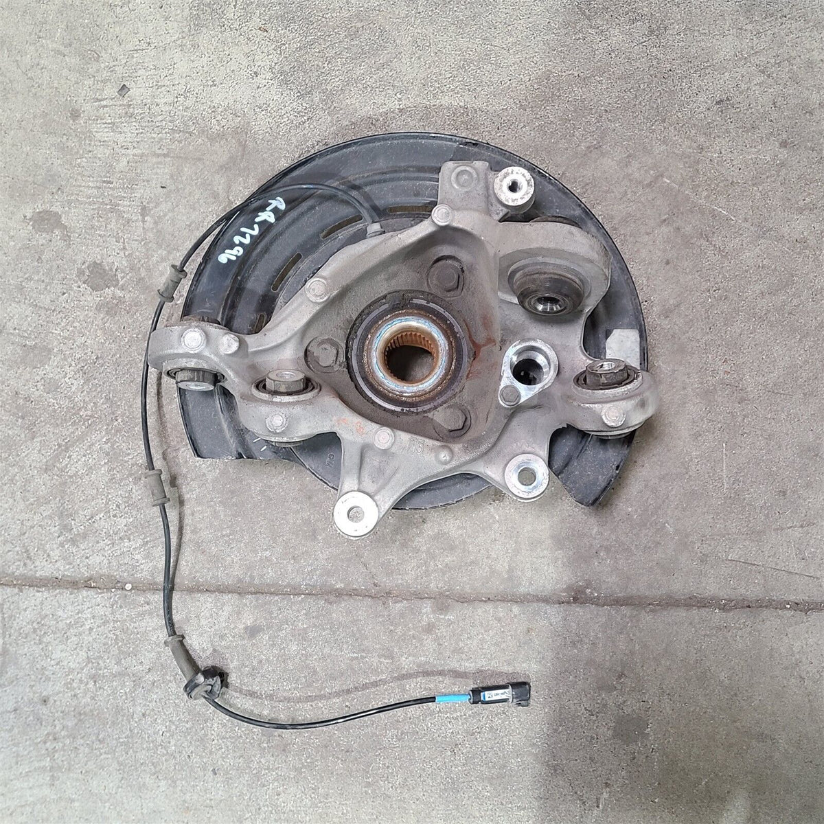 16-19 Cadillac ATS-V RH Passenger Rear Knuckle Spindle Hub Bearing Aa7 ...