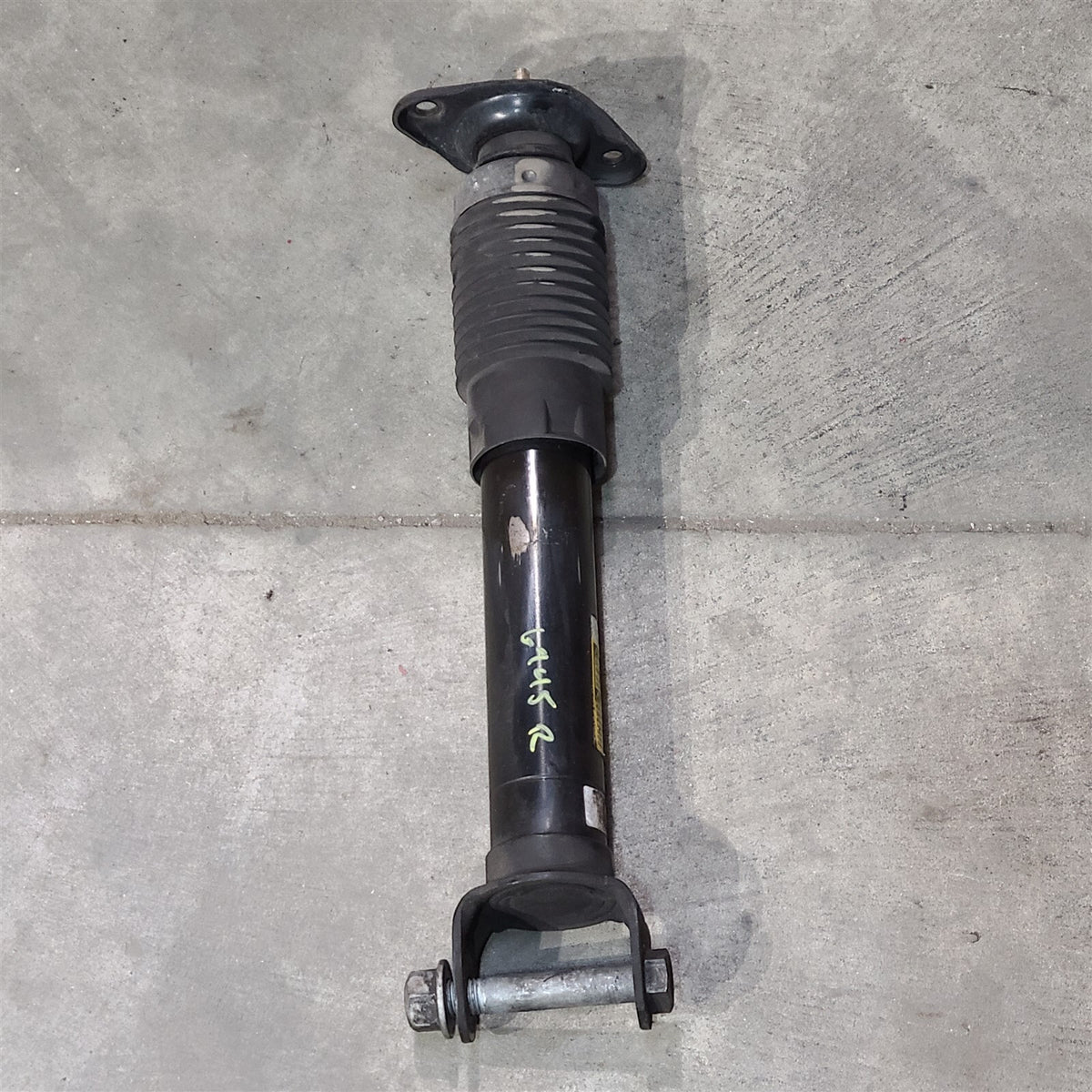 2011 Corvette C6 Grand Sport Rear Shock Absorber FE3 Selective Ride AA ...