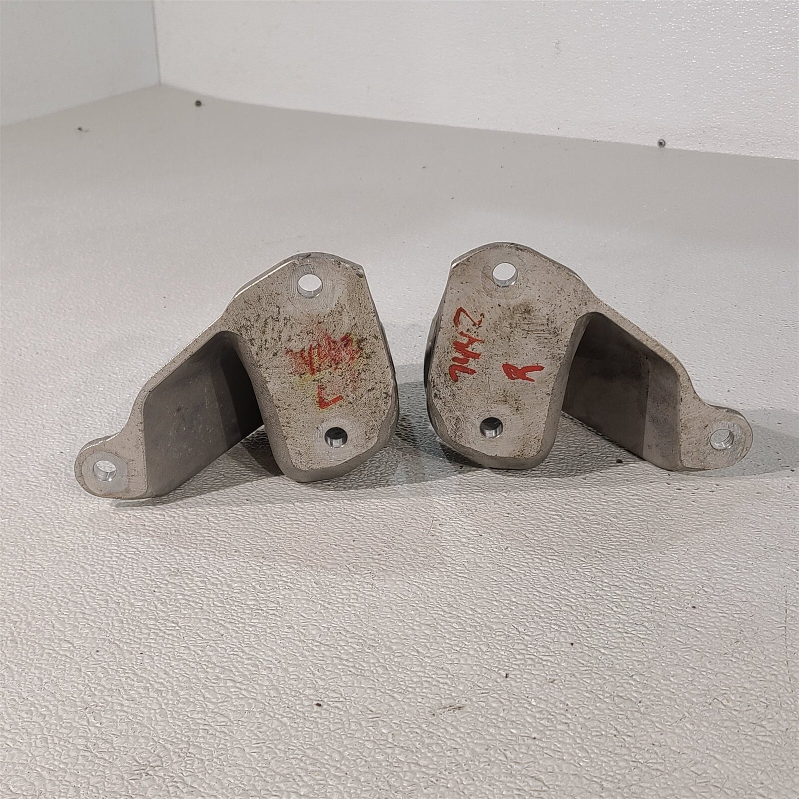 05-13 Corvette C6 Driver Passenger Engine Mount Pedestal Set Lh Rh Aa7 ...