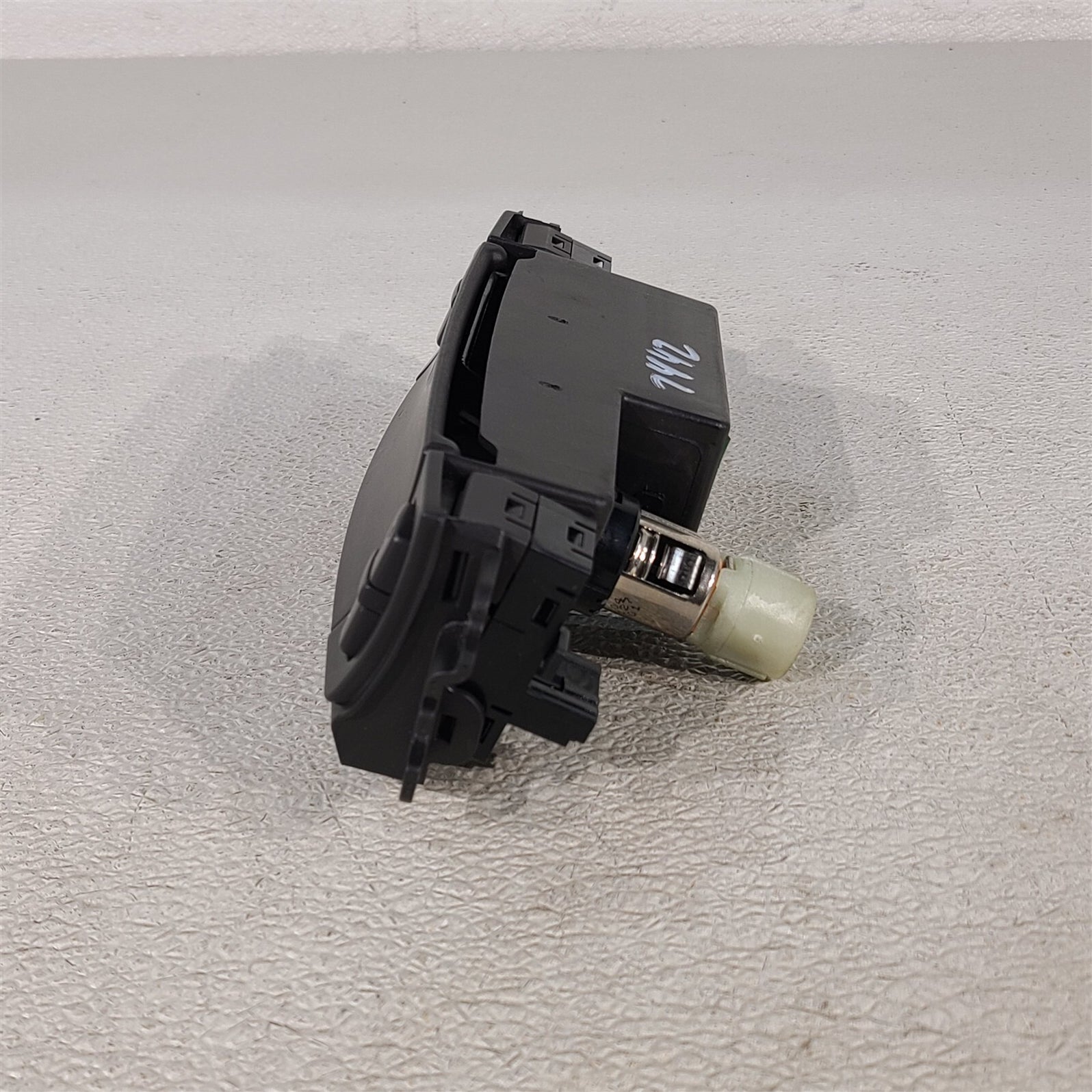 05-13 Corvette C6 Console Flip Out Ashtray With Heated Seat Switches A ...