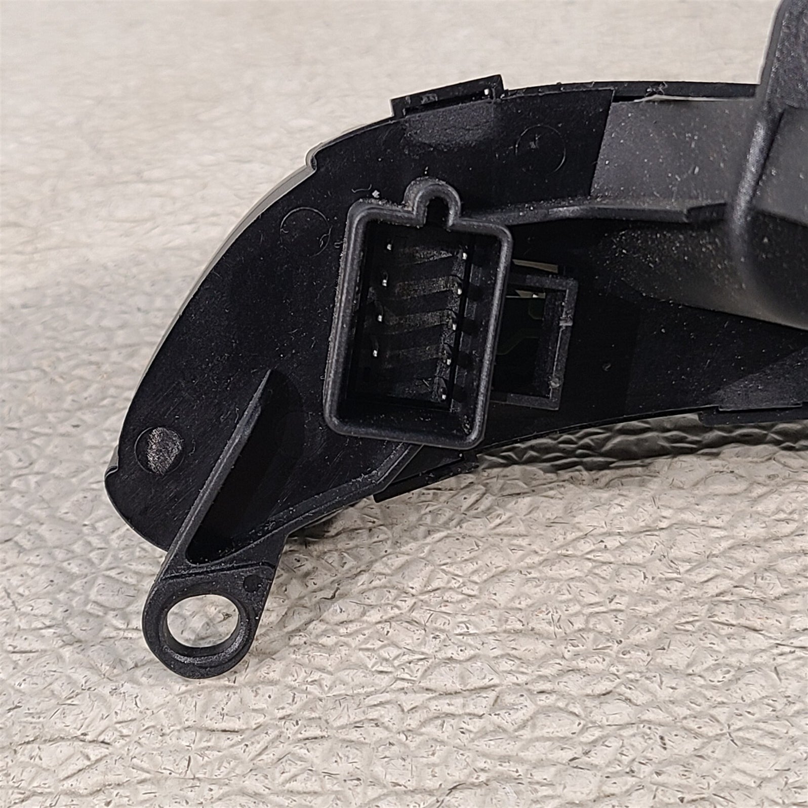 05-13 Corvette C6 Heads Up Display Switch Hud Gm Aa7442 — AESCORVETTEPARTS